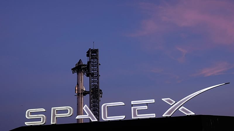 SpaceX's stock market debut: Five risks investors need to know