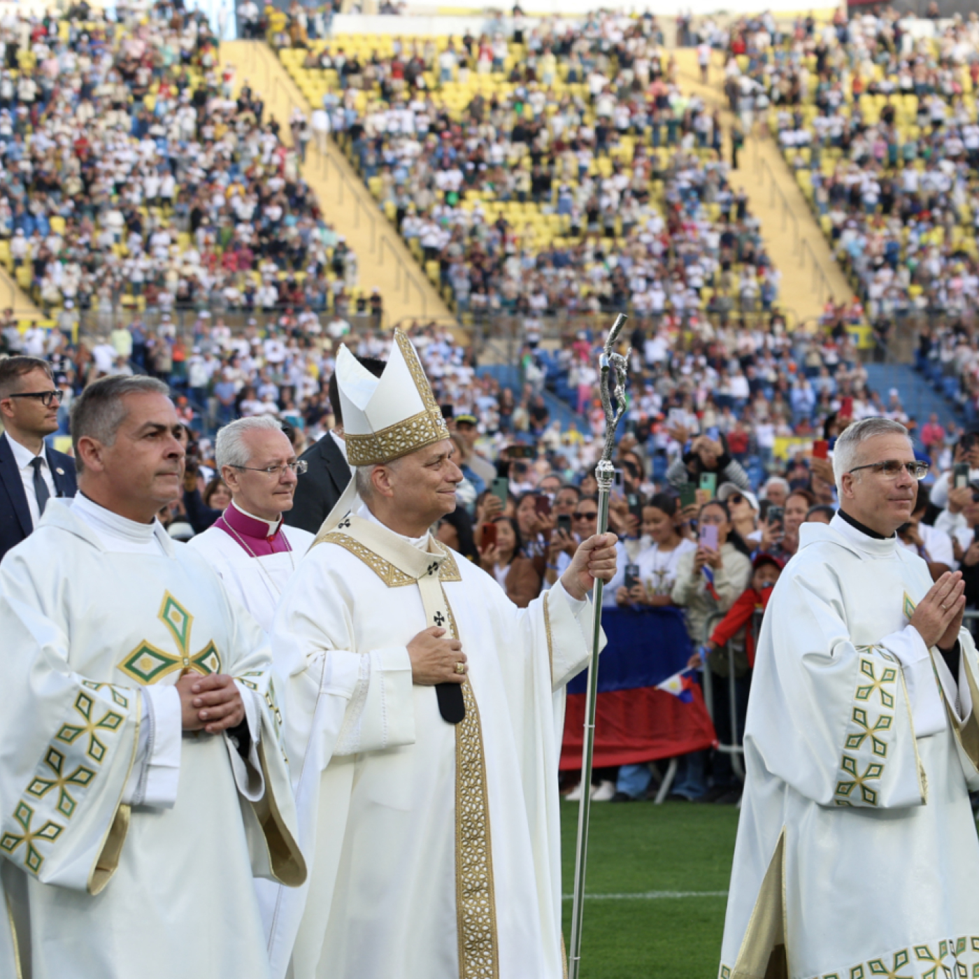 Papst Leo beendet einwöchige Spanien-Reise