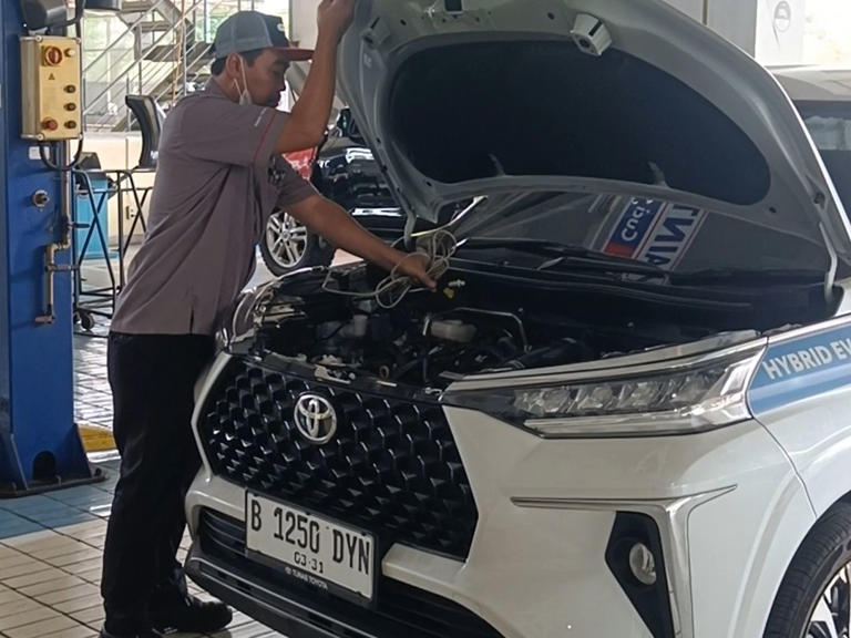 Spesifikasi oli mesin Toyota Veloz hybrid, ini pilihan tepatnya
