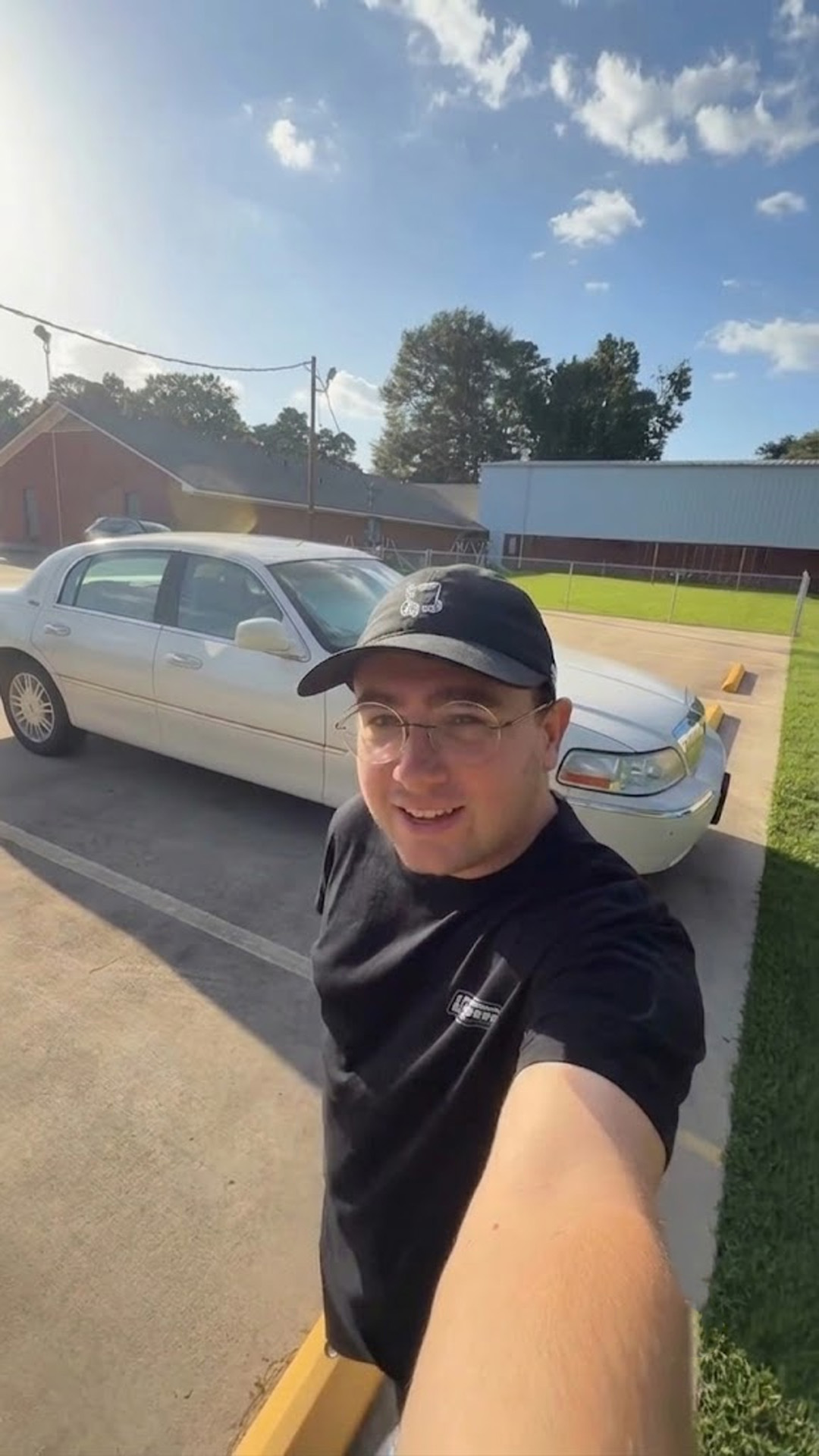 Can a Lincoln Town Car still beat modern luxury cars?