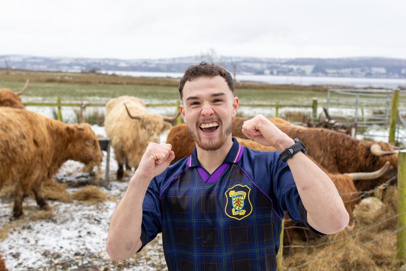 Scottish government donates £400k to Scotland superfan's walk across US
