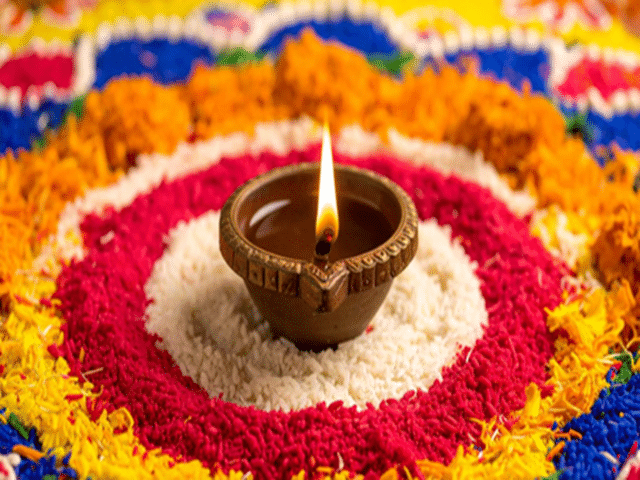 Friday remedies: Definitely light a lamp in these 5 places in your home ...
