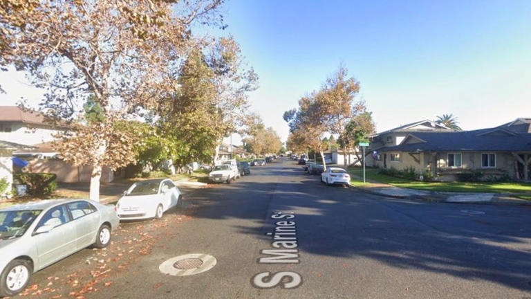 78-year-old woman struck and killed by driver in Santa Ana