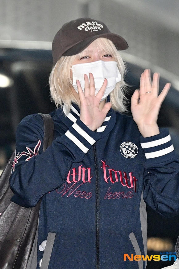 【PHOTO】NMIXX、ワールドツアーのためタイへ出国