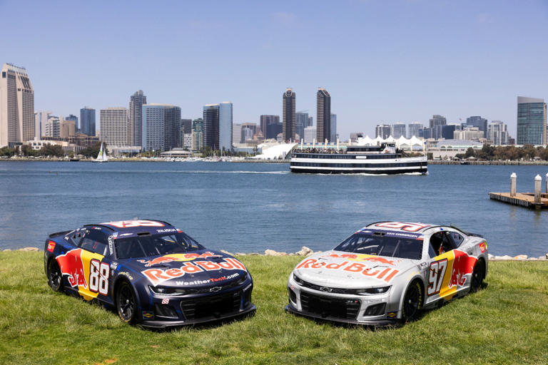 Red Bull reveals dual San Diego paint schemes for Van Gisbergen and Zilisch