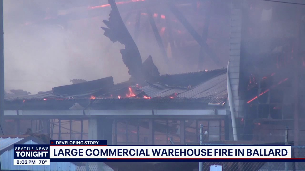Large commercial warehouse fire in Seattle