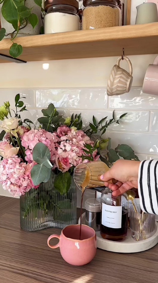 The secret to creating the perfect girly apartment