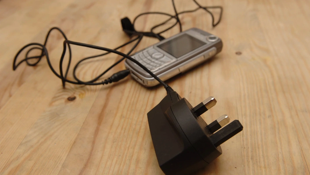 Energy waste and safety risks of idle chargers