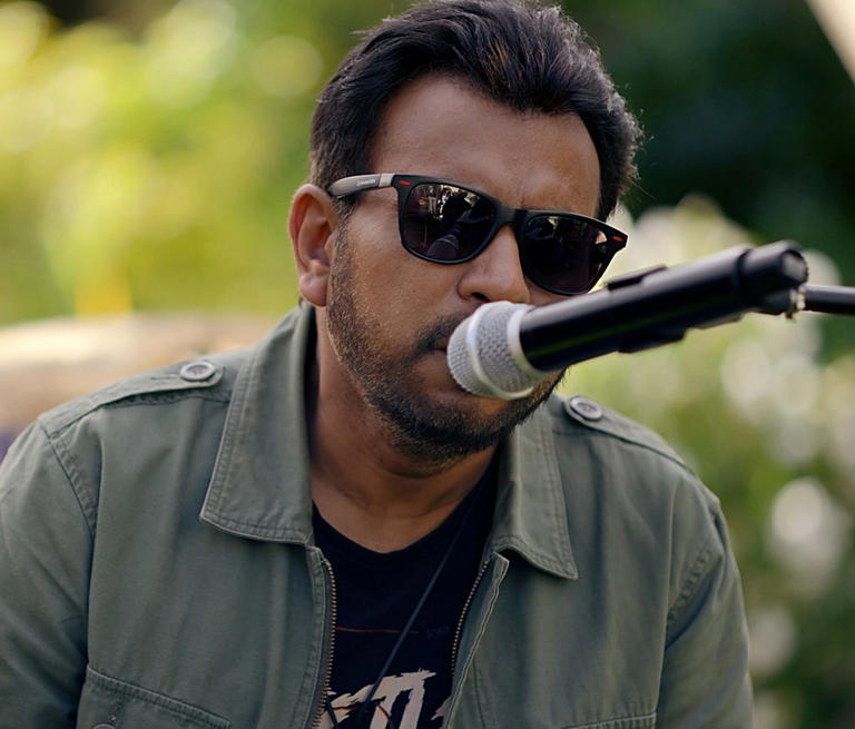 Abar Hawa Bodol review: Bengali body swap sequel is worth a watch