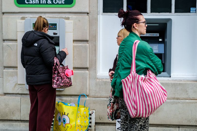Lloyds Bank and Halifax closing 79 more UK branches — full list ...