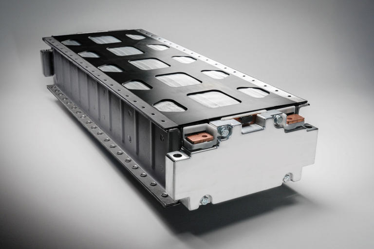 Stellantis: via libera ai test su strada delle nuove batterie allo ...