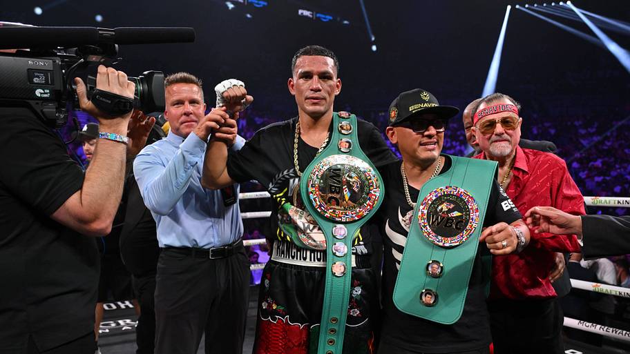Roy Jones Jr says David Benavidez could beat Oleksandr Usyk in '50-50 ...