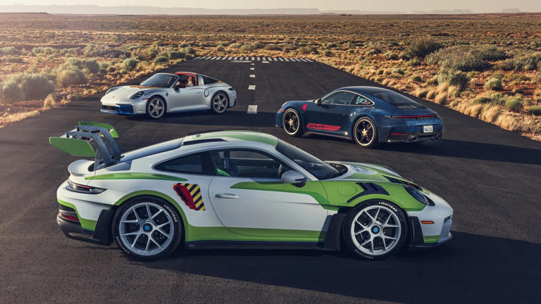Porsche cria 911 inspirados em personagens do Toy Story