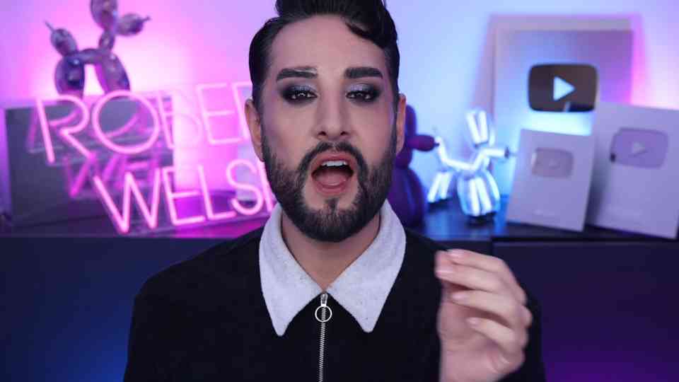 The influencer program critics say is taking advantage of creators