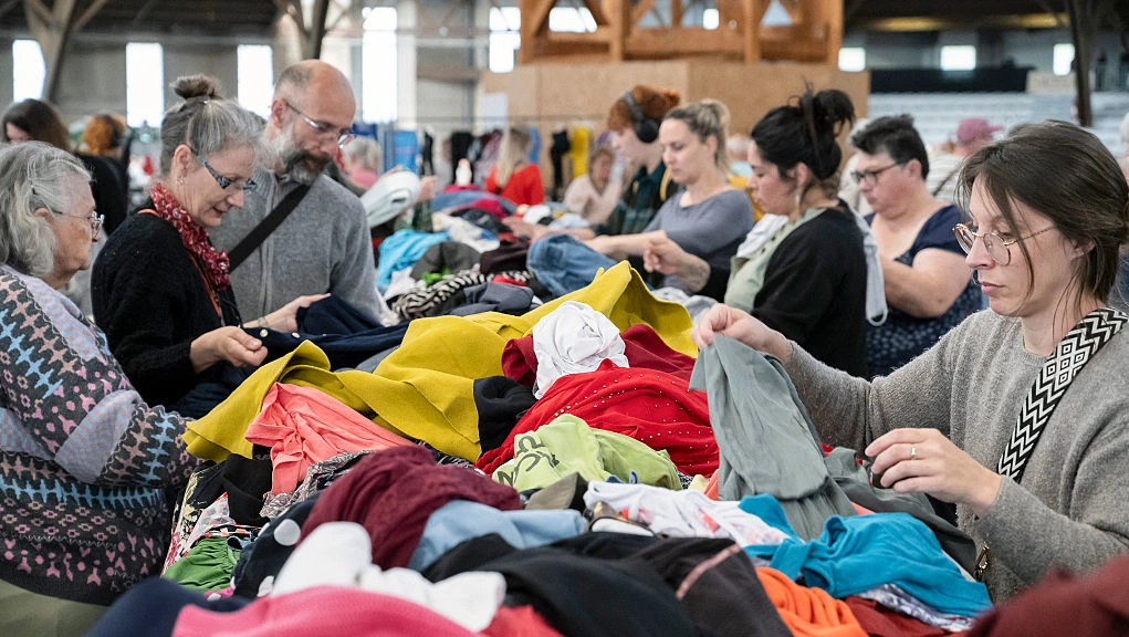 Toni Garrn's fashion resale for education and sustainability