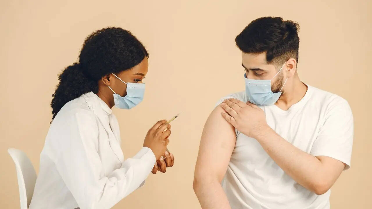 Deadly meningitis B outbreak triggers emergency UK vaccine drive for ...