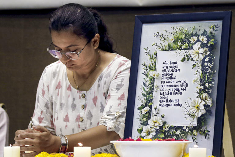 AI crash: Kin of 15 victims decline belongings; Rs 1 cr ex gratia paid ...