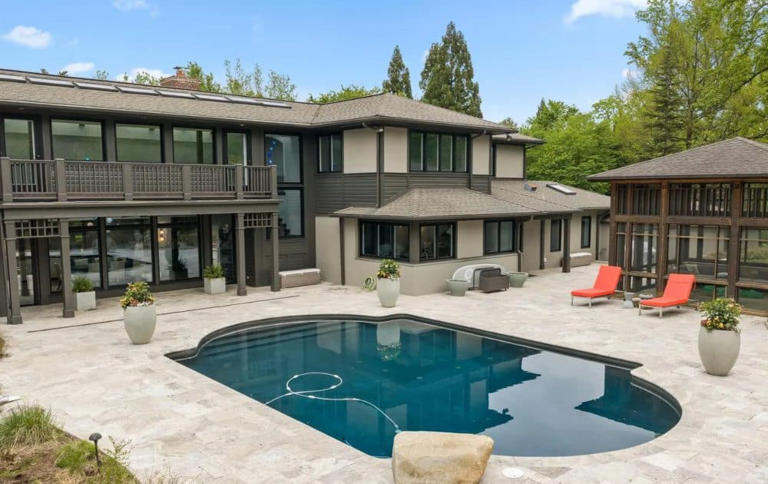 First Bank house of the week: $4.95M Villanova home blends modern ...