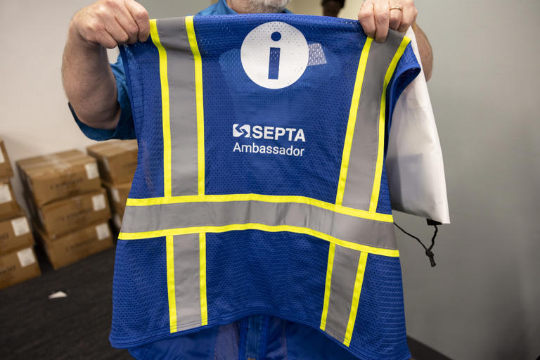 Parlez-vous ‘L’? Hablas Filadelfia? SEPTA transit ambassadors have your ...