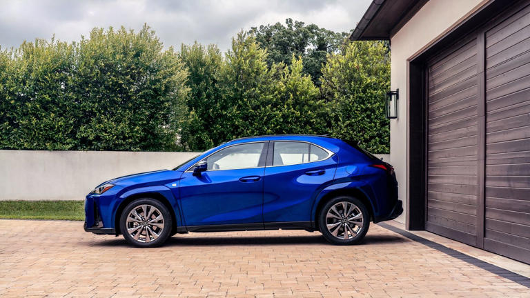 2026 Lexus UX 300h: Efficient, reliable subcompact SUV