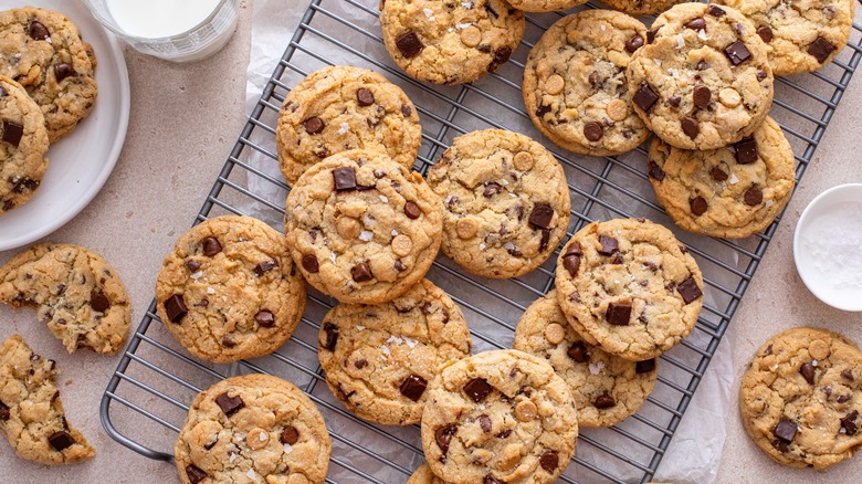 Why chocolate chip cookies come out flat, and how to prevent it