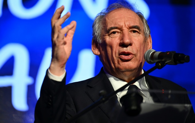 La dette d'honneur de François Bayrou