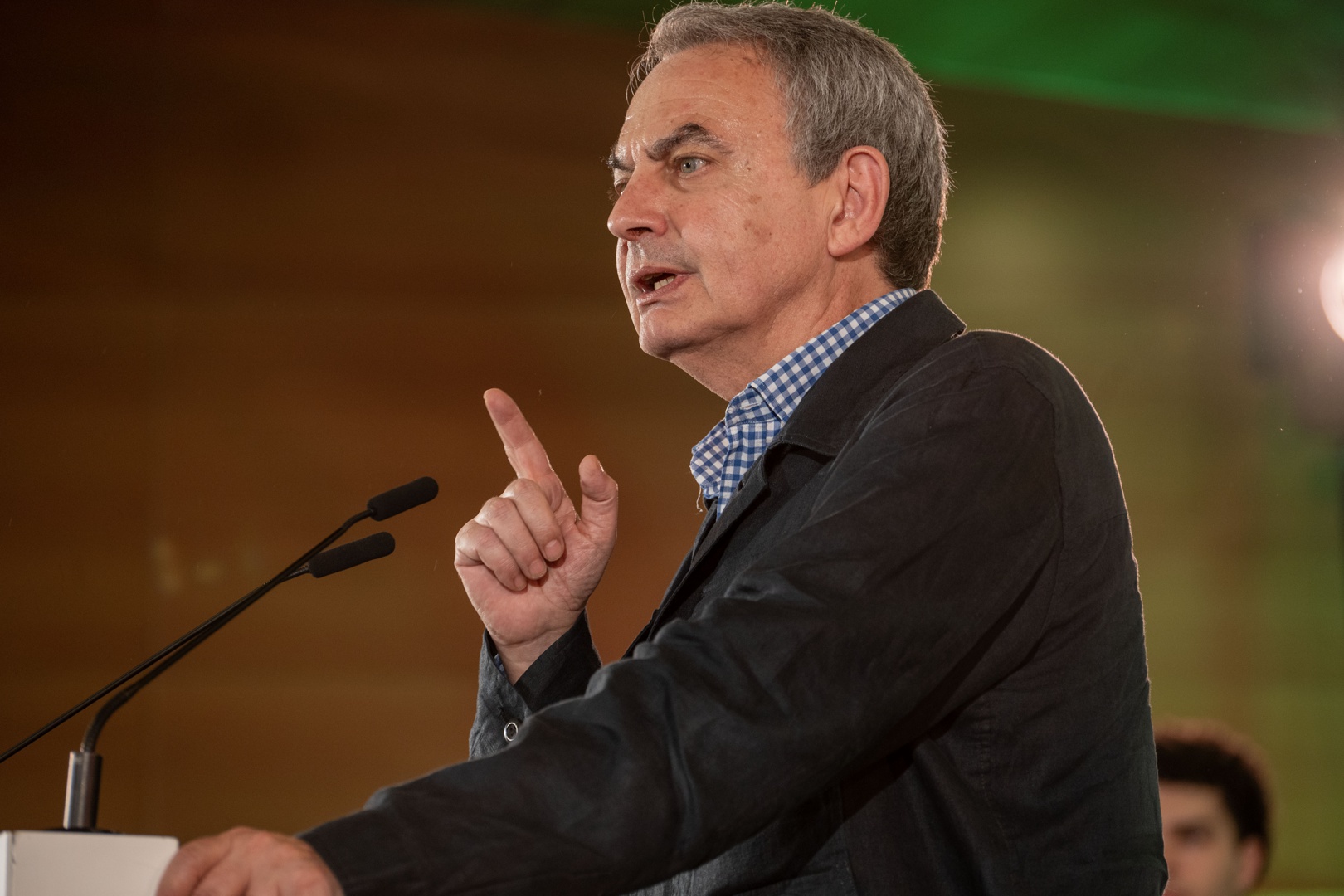 El portavoz de Zapatero pide perdón por haber inducido a error sobre el ...