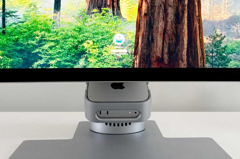 Alogic Aspekt 4K touch review: A flexible 32-inch docking display with ...