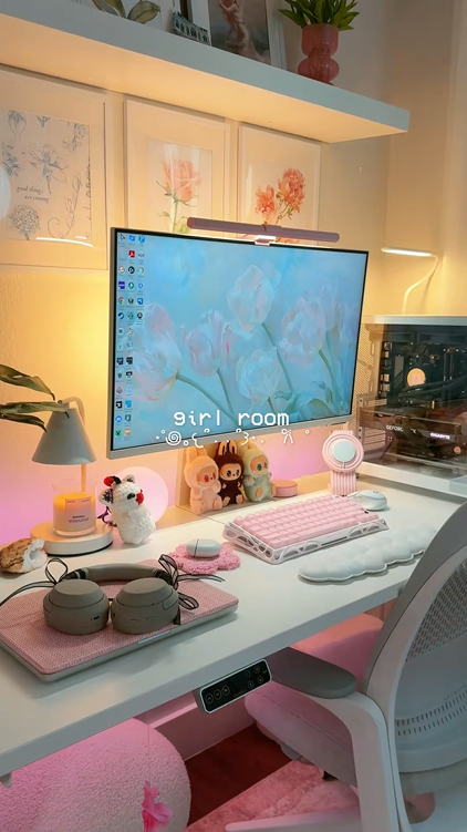 Cozy room tour featuring my favorite color