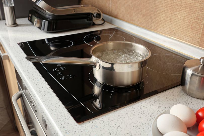 Anyone with an induction hob in their kitchen urged to make 50p check now