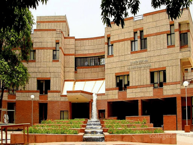 'Breach the system' at IIT Kanpur's hackathon: Gain admission to the ...