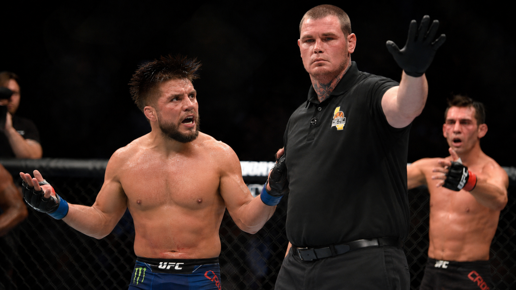 10 UFC fights ruined by shockingly early referee stoppages