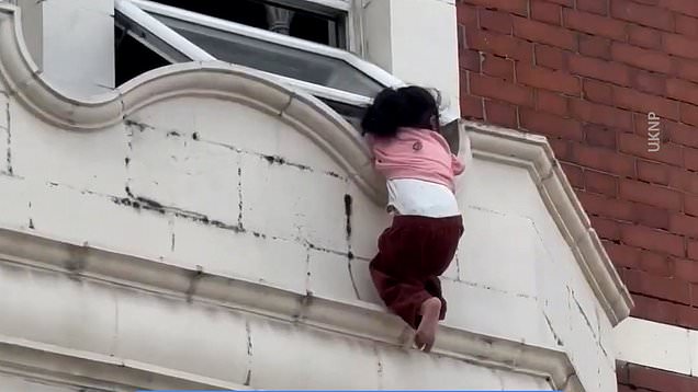 Quick thinking Londoner catches child just in time