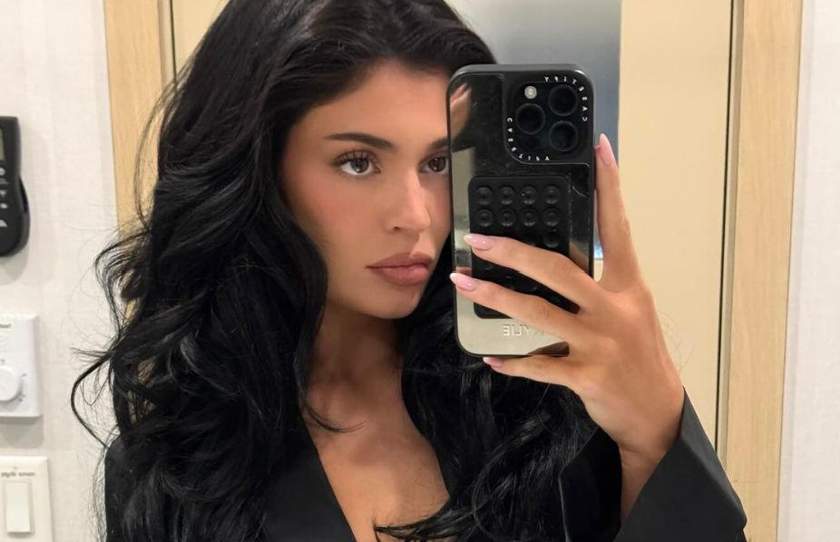 Kylie Jenner's 'bold' summer looks for Khy put animal print and silk ...