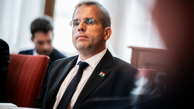 Kikerült két hangfelvétel arról, hogy bocsát el 41 alkalmazottat Ruff ...