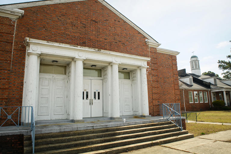 School board members say more transparency needed on Spring Lake schools