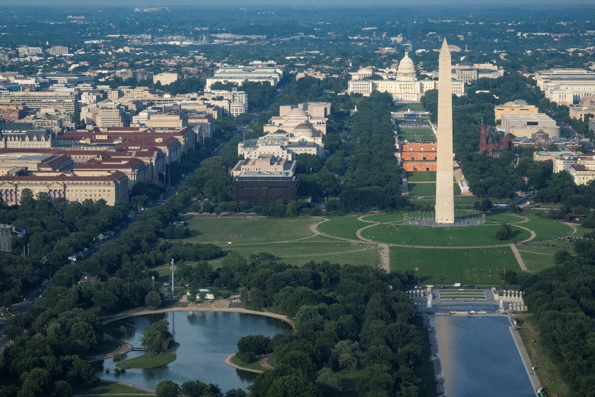 Anti-Trump "8647" markings on National Mall spark police probe