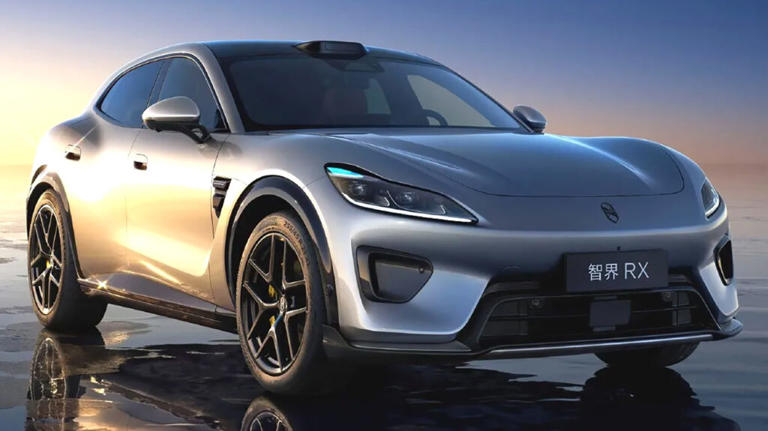 A Chinese brand claims an ex-Ferrari designer penned its EV, Ferrari ...