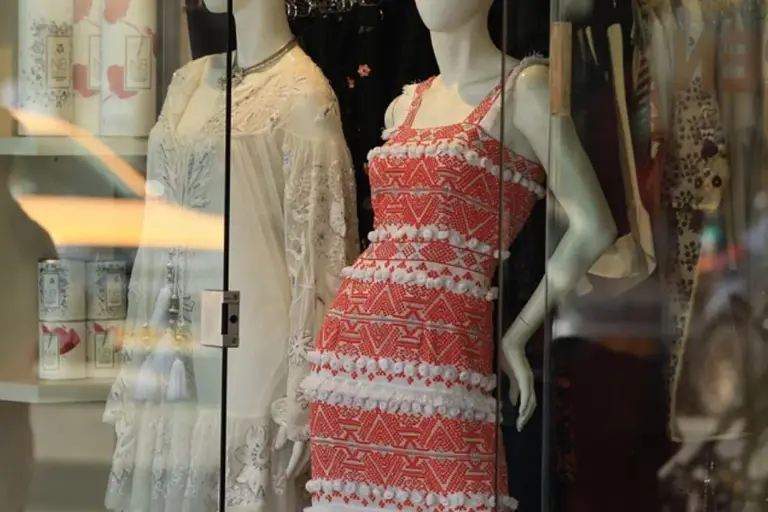 Las rebajas de Ralph Lauren dejan el vestido camisero de lino a 173 ...
