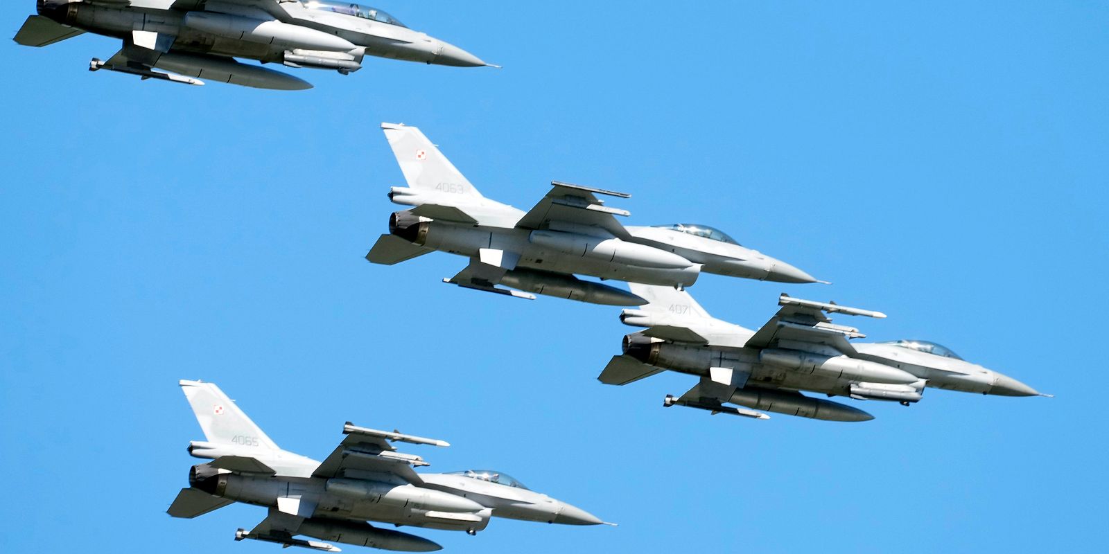 Uppgift: USA drar tillbaka stridsflyg från NATO