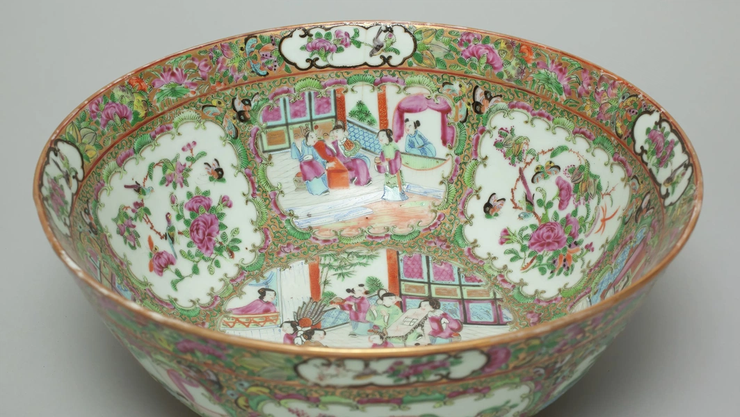 Creative vintage bowl toilet paper storage ideas
