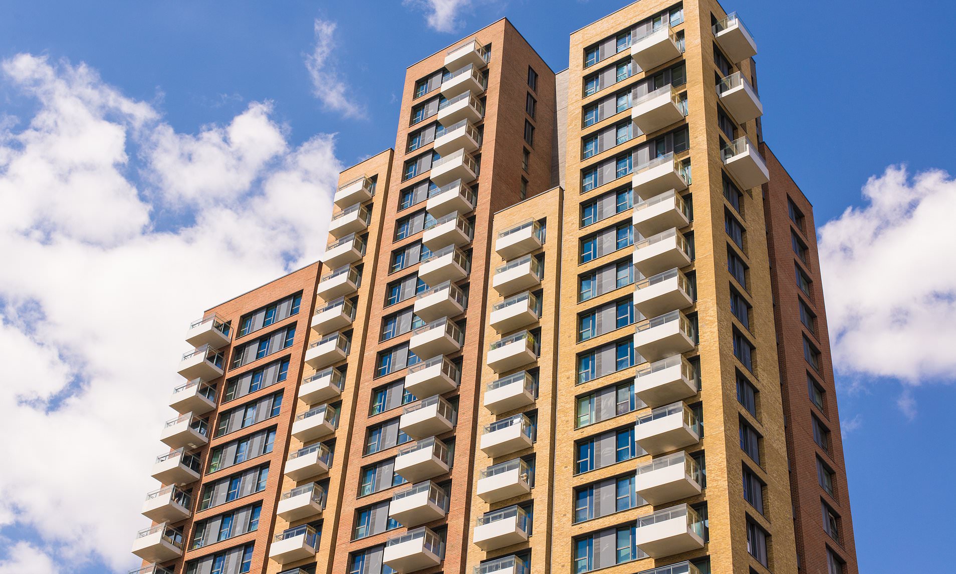 Buying a leasehold flat? This is everything you MUST check before ...