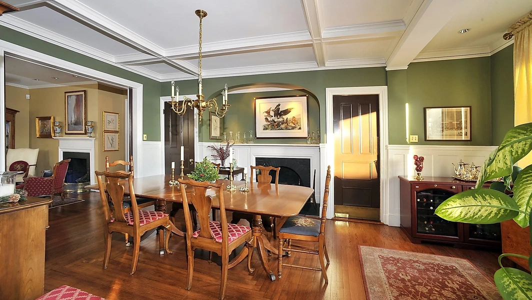 7 vintage trim styles revived in modern design