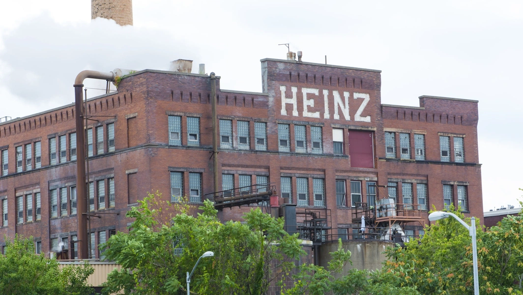 Heinz ketchup production and global supply chain