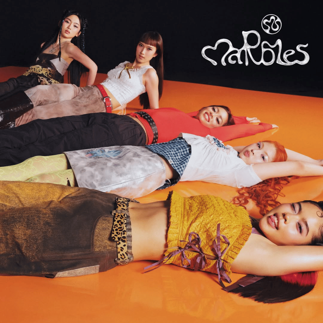 Lirik lagu "HOMPIMPA" - Marbles, debut yang catchy dengan girl power ...