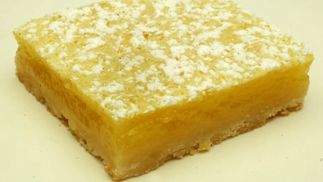 Simple two-ingredient lemon bar ideas