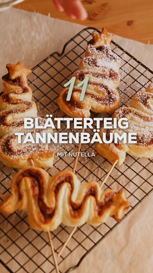 Süße Blätterteig-Tannenbäume mit Nutella