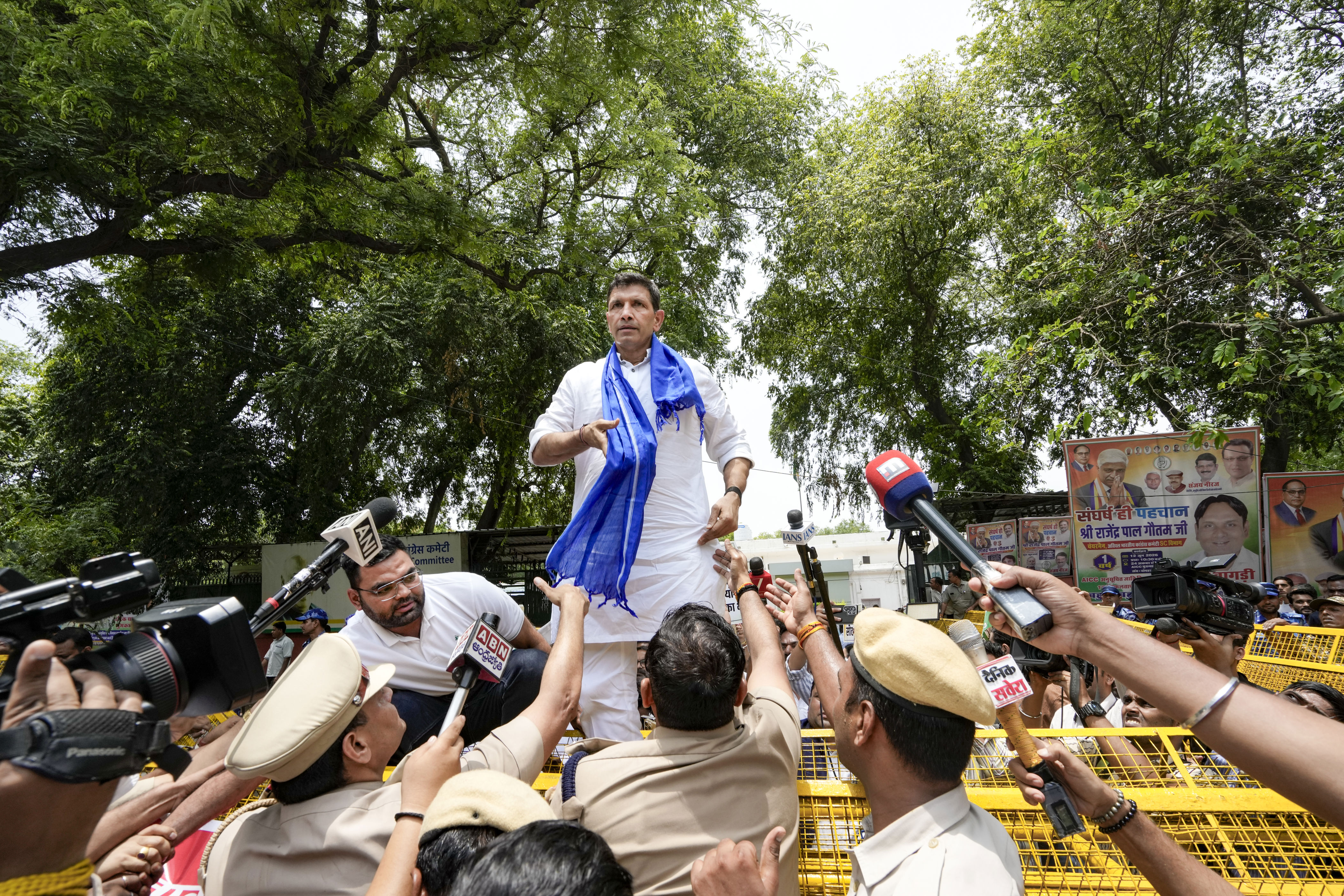 Delhi Police detains MP Congress workers protesting rejection of ...