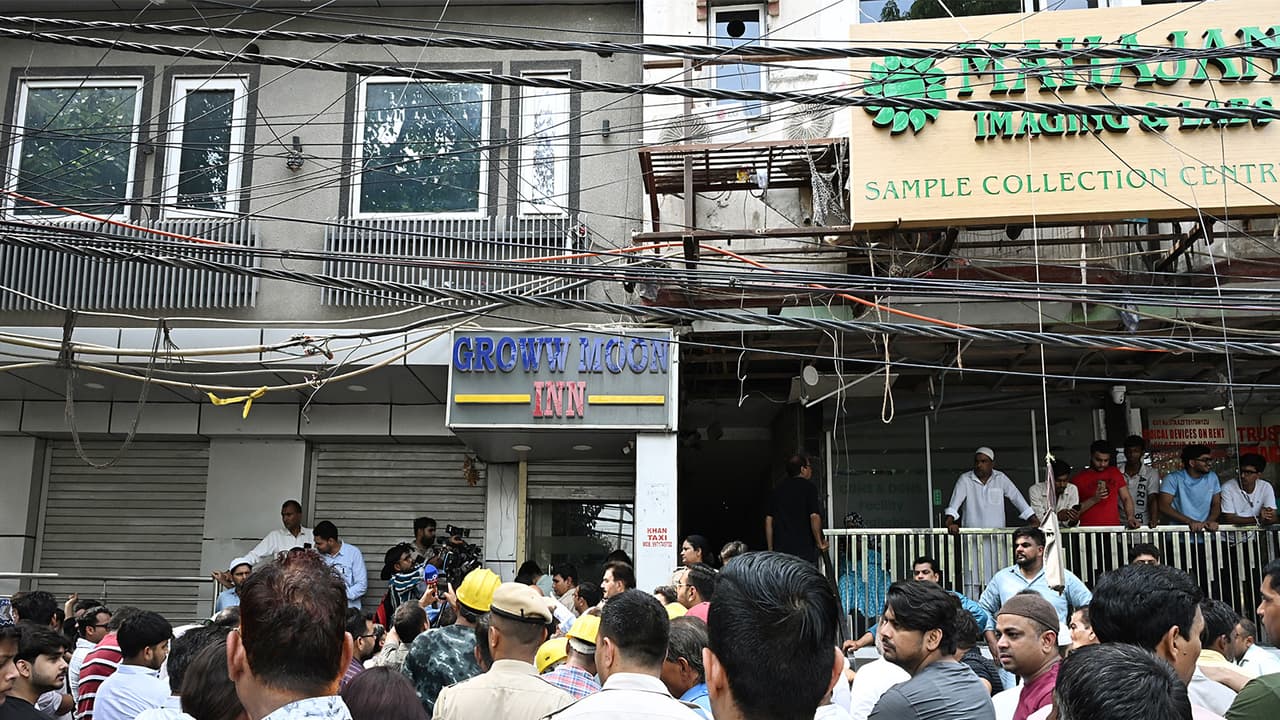 Malviya Nagar fire tragedy: MCD sacks official over license approval