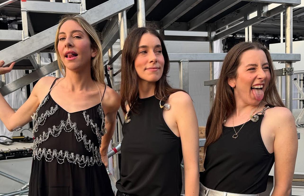 Who Are the Haim Sisters? Grammy-Nominated Sisters Behind Taylor Swift ...